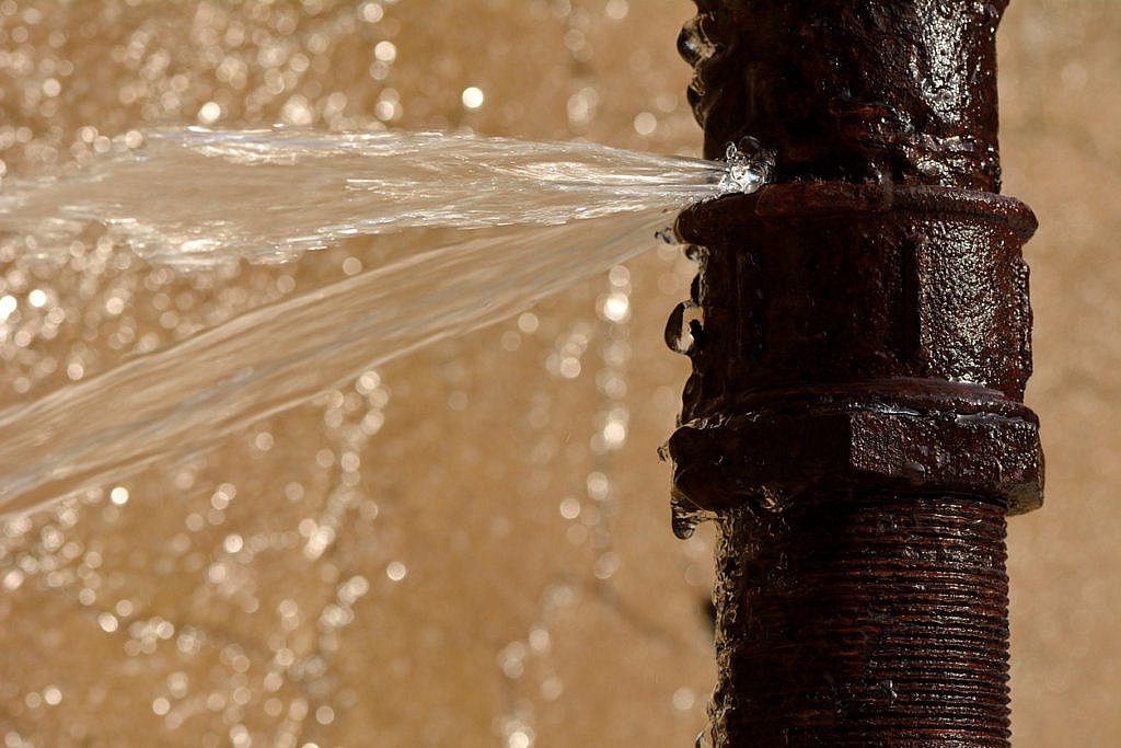 Determining if your Water Pipes are Safe for your Home - PALUMBO LAW